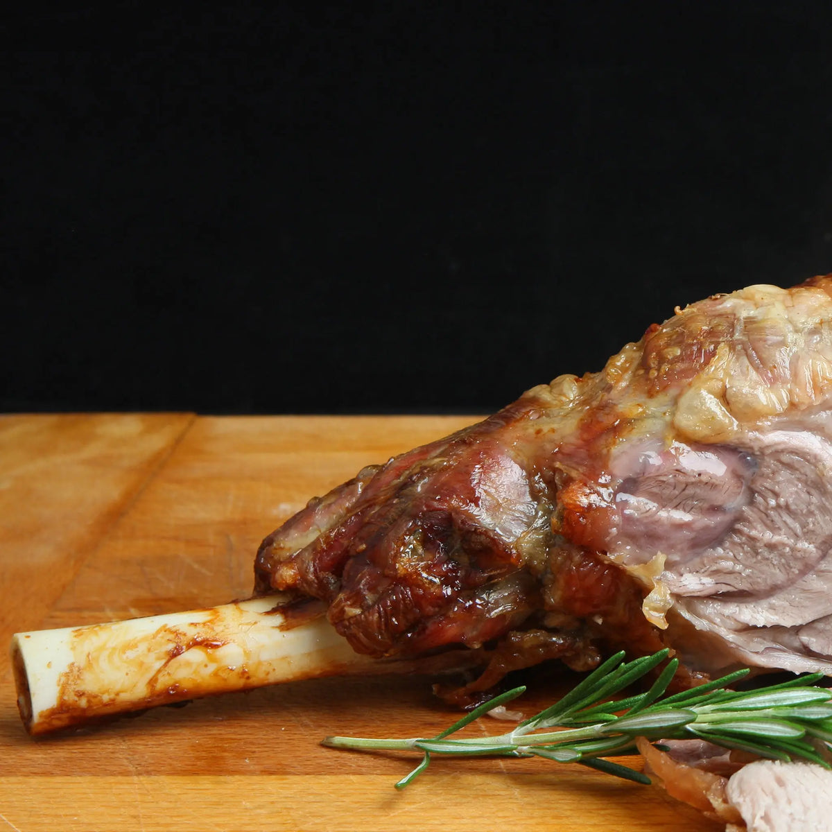 Bone-in Lamb Leg Roast - Juicy, Tender & Flavorful Cut – Tillman's Meats